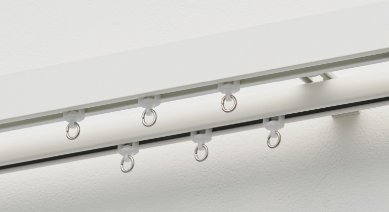 カーテンレールにブラインドを取り付ける方法を解説！ | Madoかけ - カーテン・ブラインドナビ